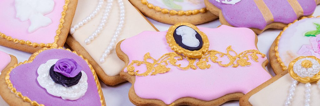 Different Types Of Icing and Their Uses – BottleStore.com Blog